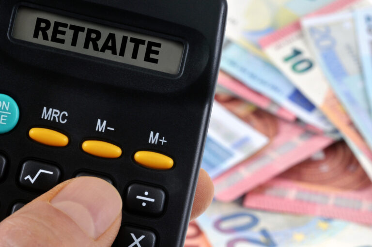 Retraites : en 2025, un plafond sera appliqué aux pensions, voici le ...